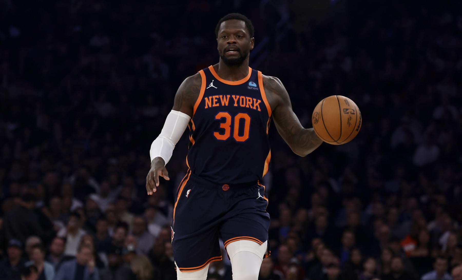 Knicks' Julius Randle Out at Least 2-3 Weeks with Dislocated Shoulder ...