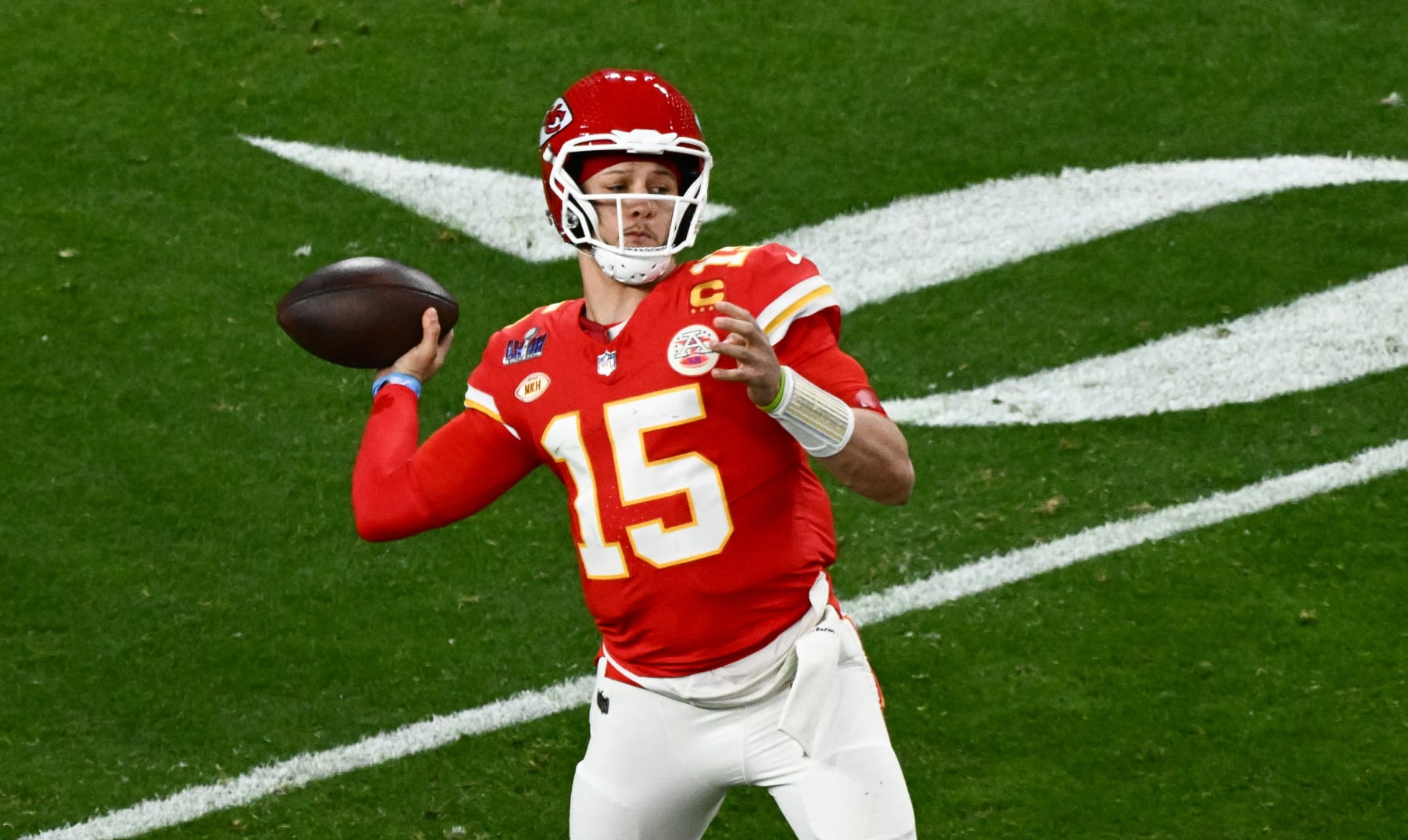 Patrick Mahomes Learned From Brady, 'Do Whatever I Can' for Chiefs' Super Bowl 3-Peat