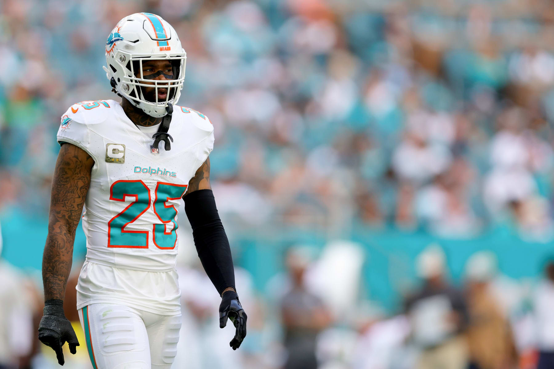 NFL Rumors: Xavien Howard to Be Cut by Dolphins; CB to Have ...