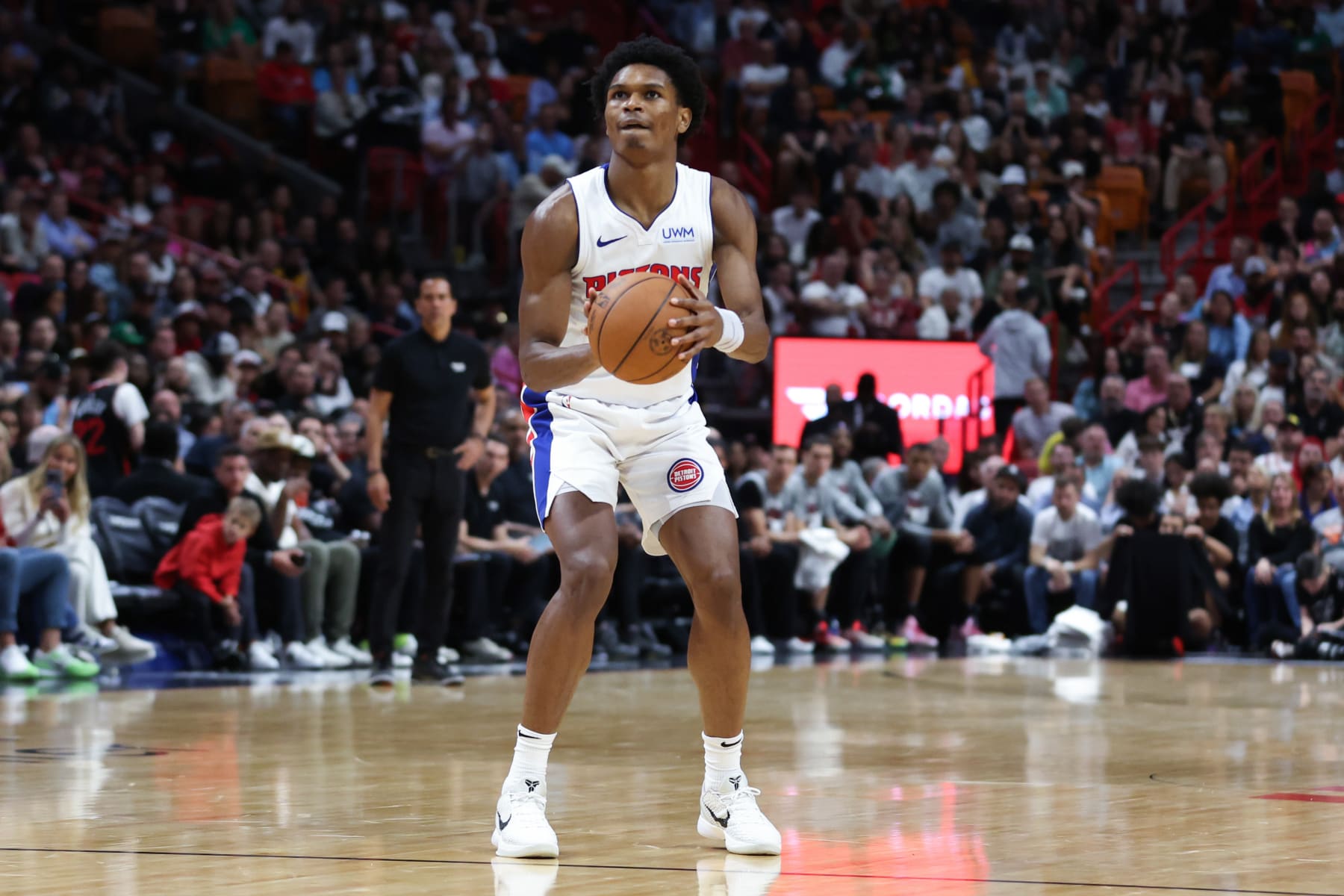 Ranking the NBA's 5 Best and 5 Worst Shooters This Season