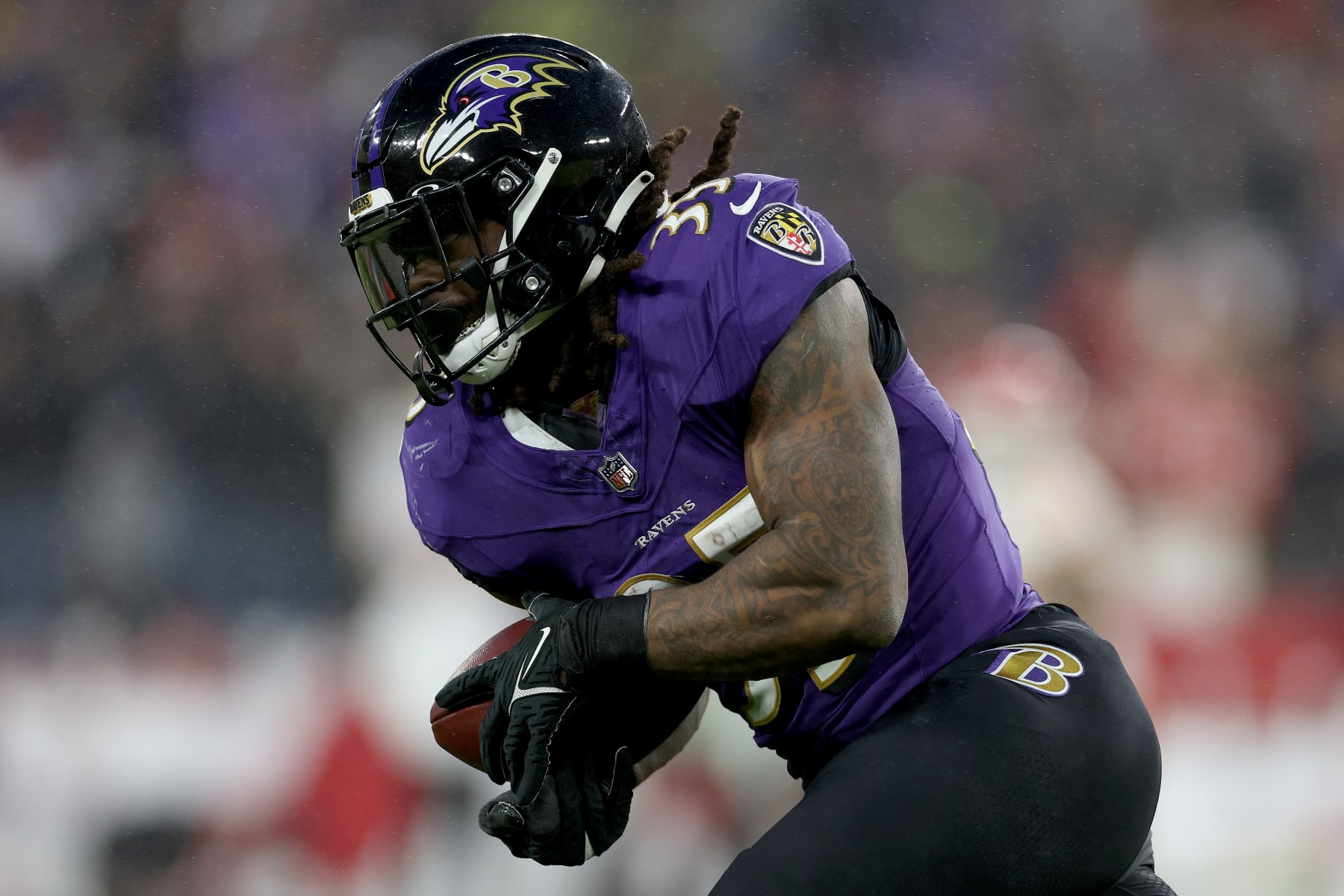 NFL Rumors: Gus Edwards, Chargers Agree to 2-Year Contract After Ravens ...