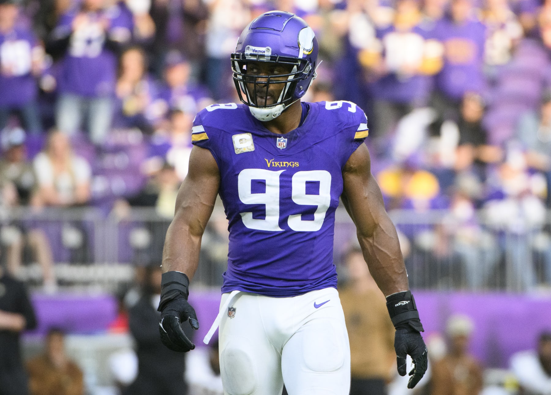 2024 NFL Free Agency Big Board: Best Available Players After Day 1