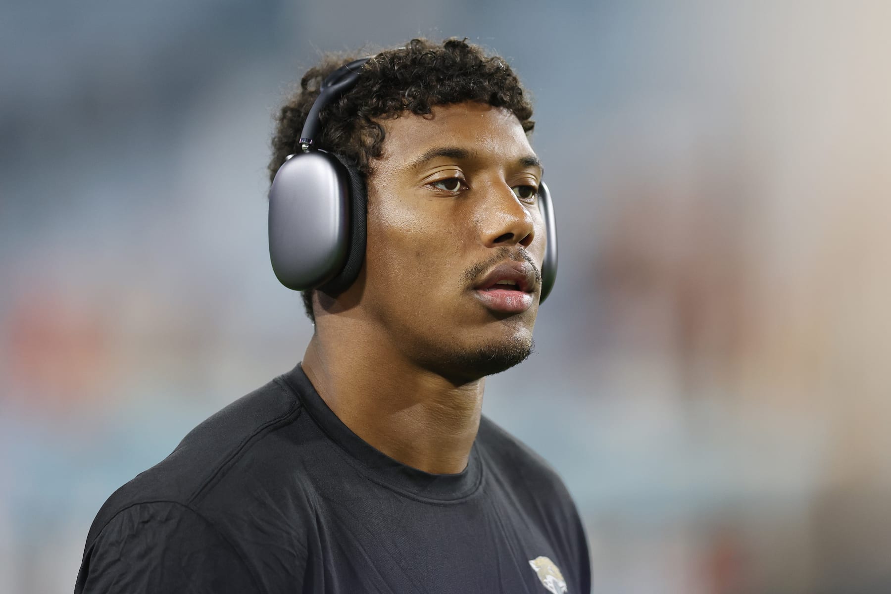 Jaguars' Zay Jones Has Domestic Battery Charge Dropped After November ...