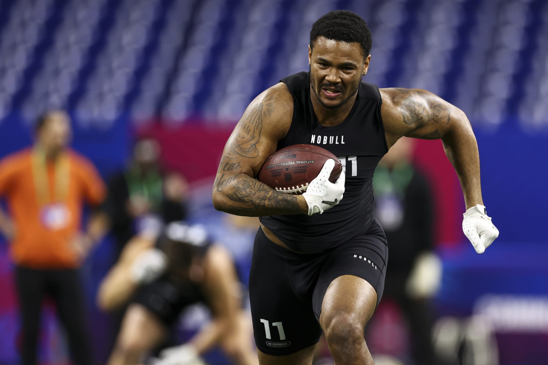 Top 2024 NFL Draft Prospects Falling Down Boards