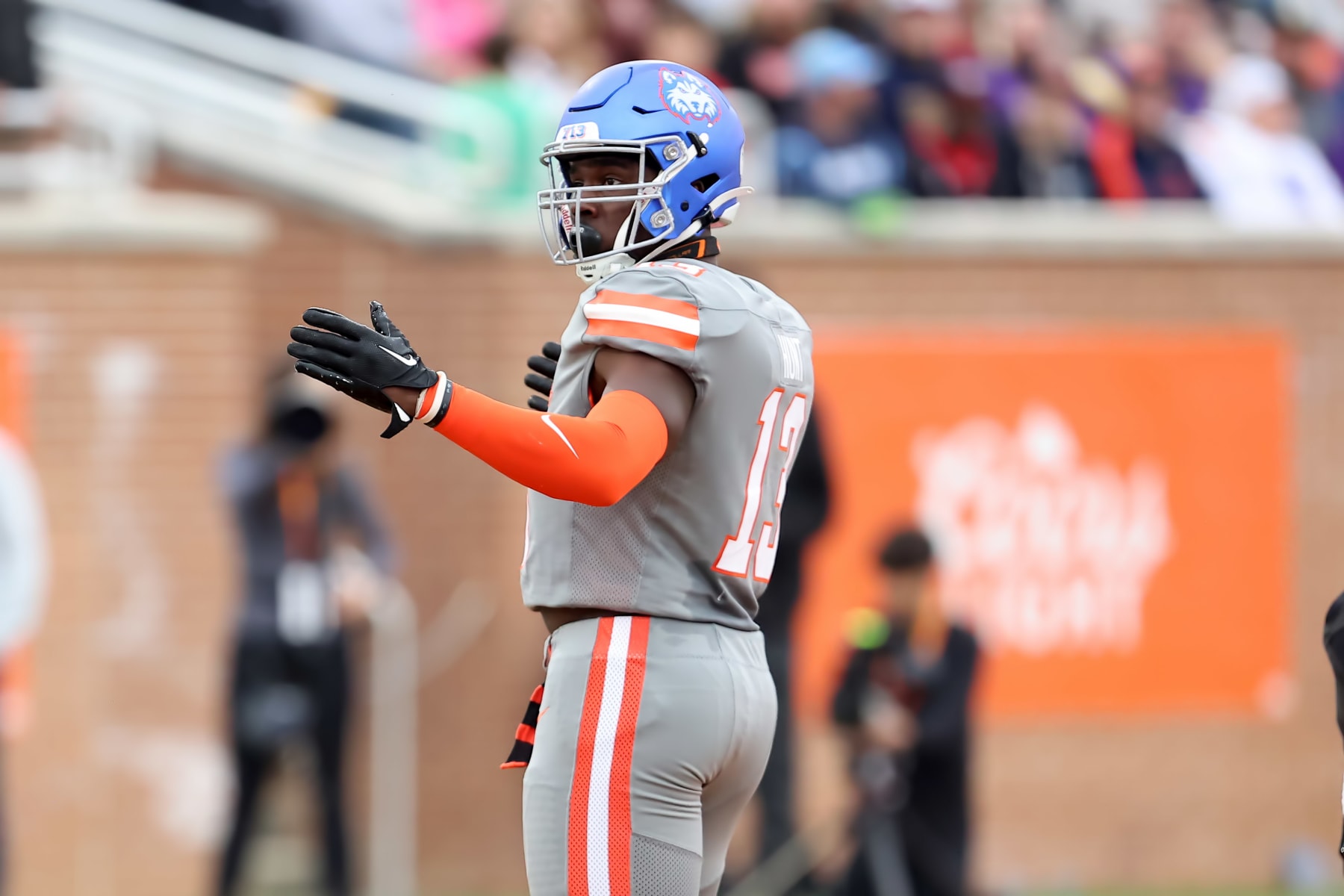 Jalyx Hunt NFL Draft 2024: Scouting Report for Houston Christian EDGE