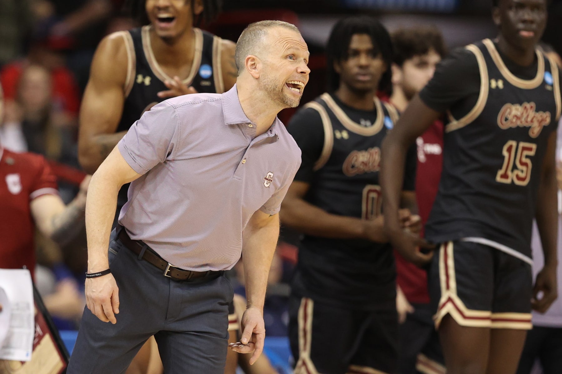 Report: Charleston's Pat Kelsey, Louisville Agree to 5-Year Contract as ...