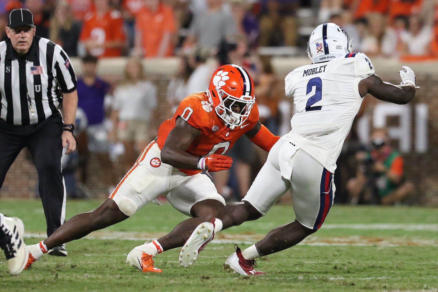 Top Seniors at Each Position Heading into the 2024 College Football Season