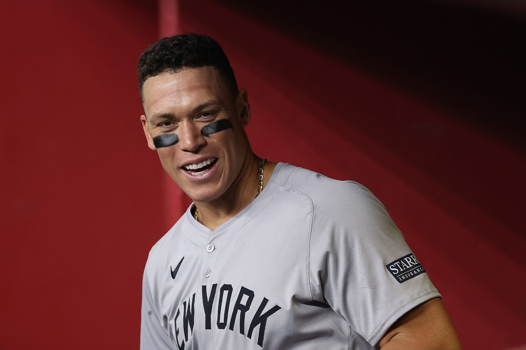 Yankees' Aaron Judge Agrees to Endorsement Contract With Logan Paul ...