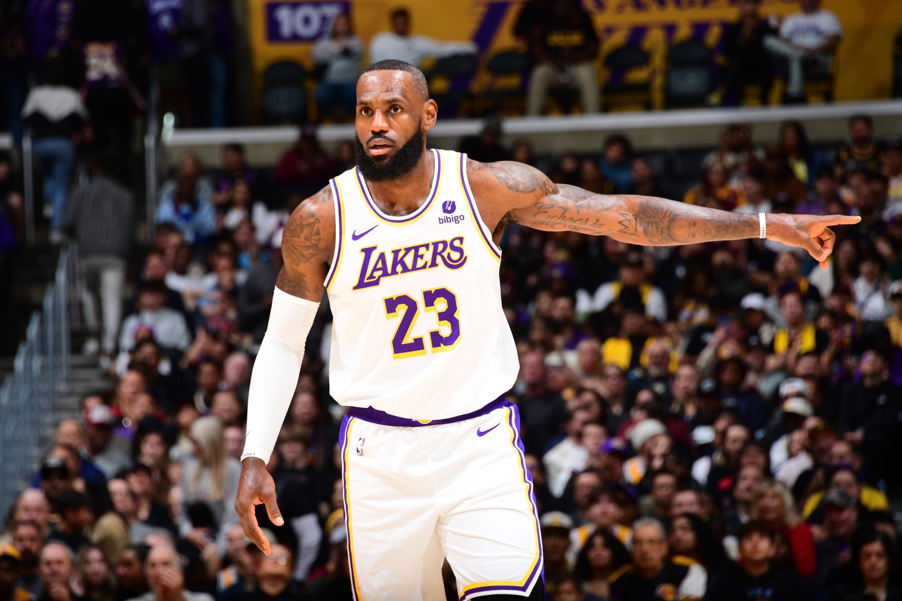 Windhorst: LeBron James May Opt Out of Lakers Contract, Seek No-Trade Clause in Deal