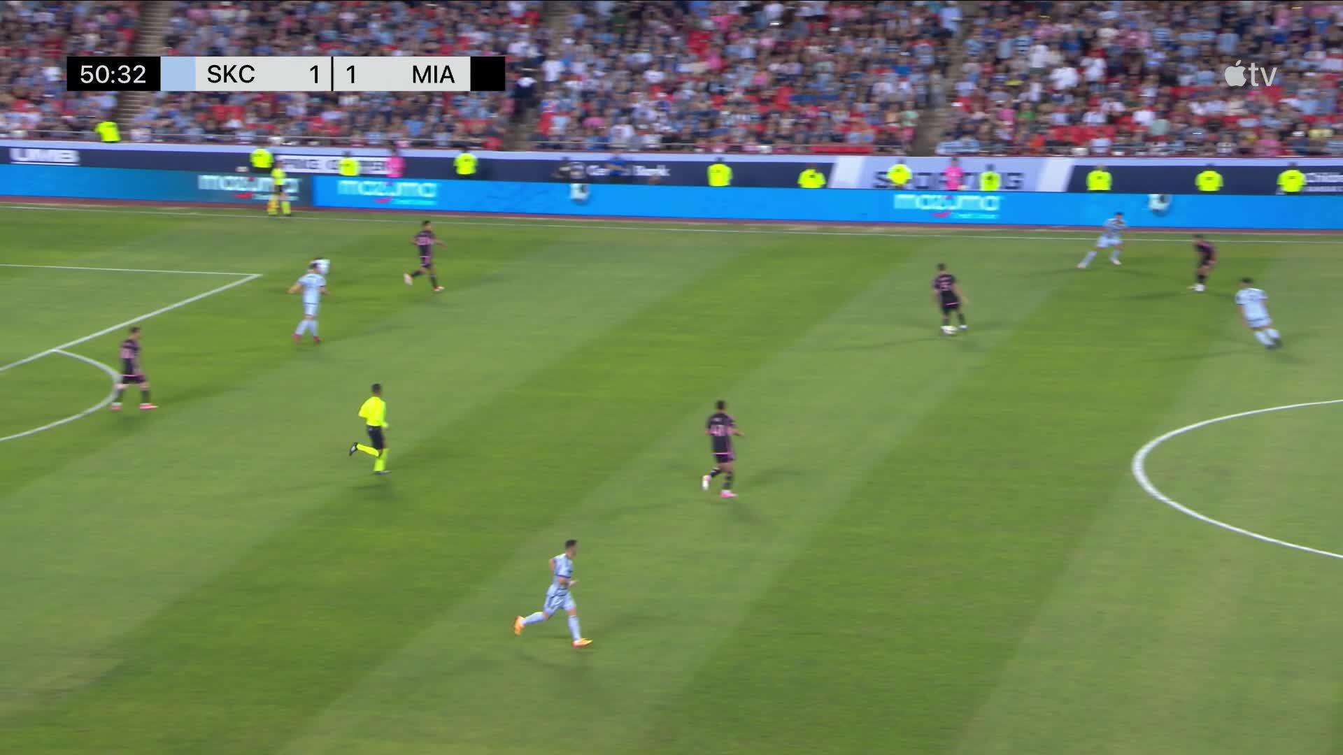 ESPN NFL Reporter Jeff Dickerson Dies at Age 43 | News, Scores ...