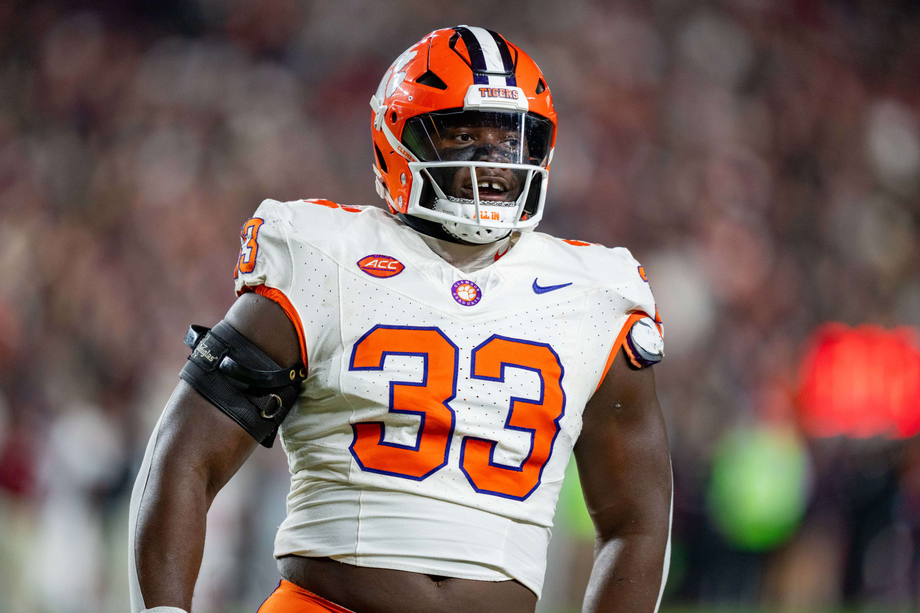 2024 NFL Draft: Ideal Landing Spots for Top Edge, DL and LB Prospects