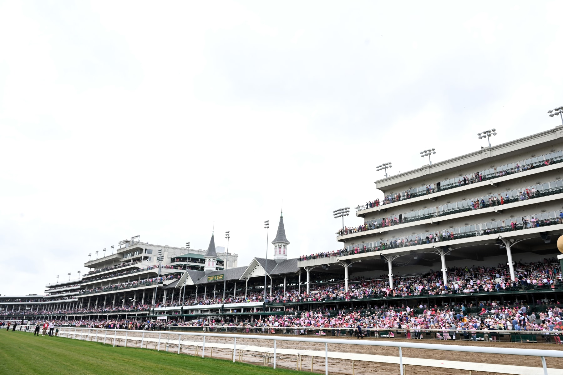 Kentucky Oaks Results 2024: Winner, Payouts and Order of Finish