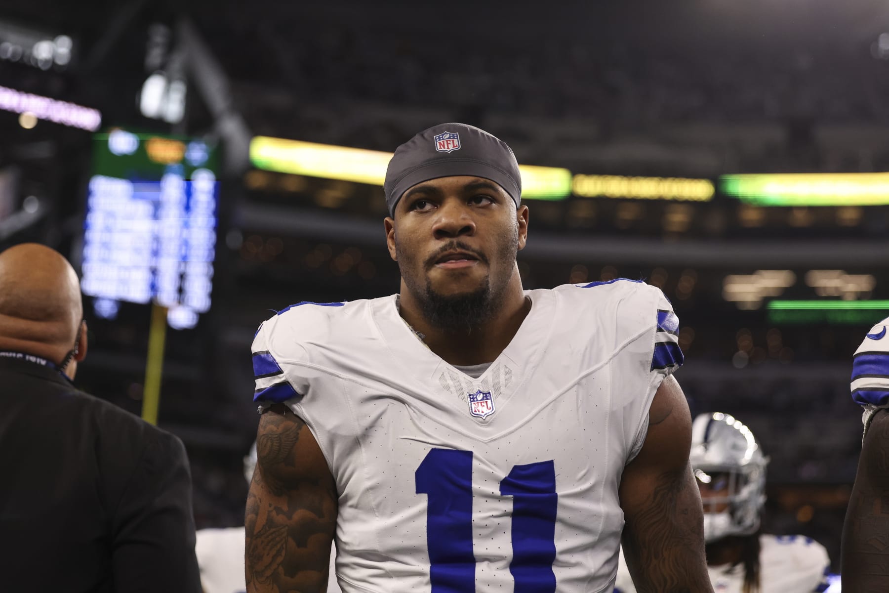 Video: Micah Parsons, Sumo Wrestler Go 1-on-1; Texans' C.J. Stroud ...