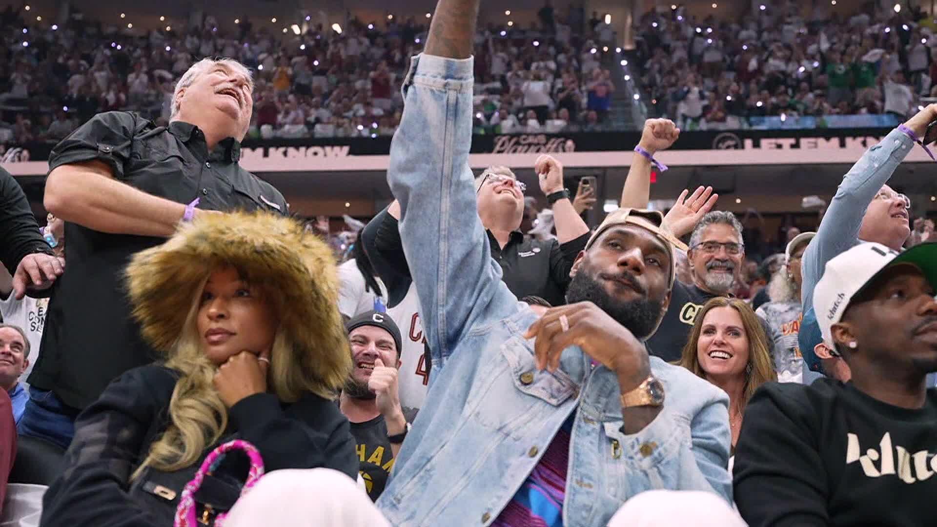 Sanya Richards-Ross, Allyson Felix and USA Win Gold in 4x400-Meter ...