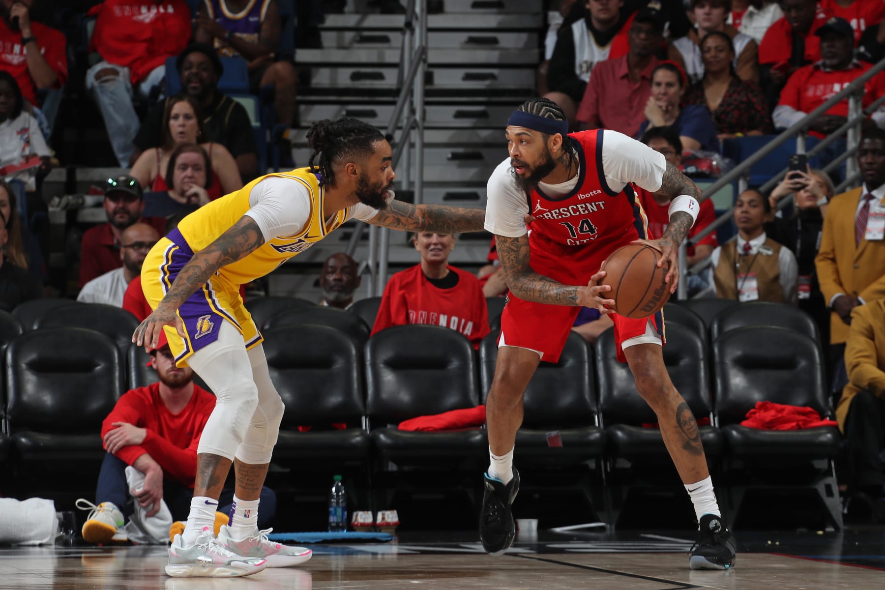 Lakers' Hypothetical Blockbuster Trades to Shake up NBA Offseason