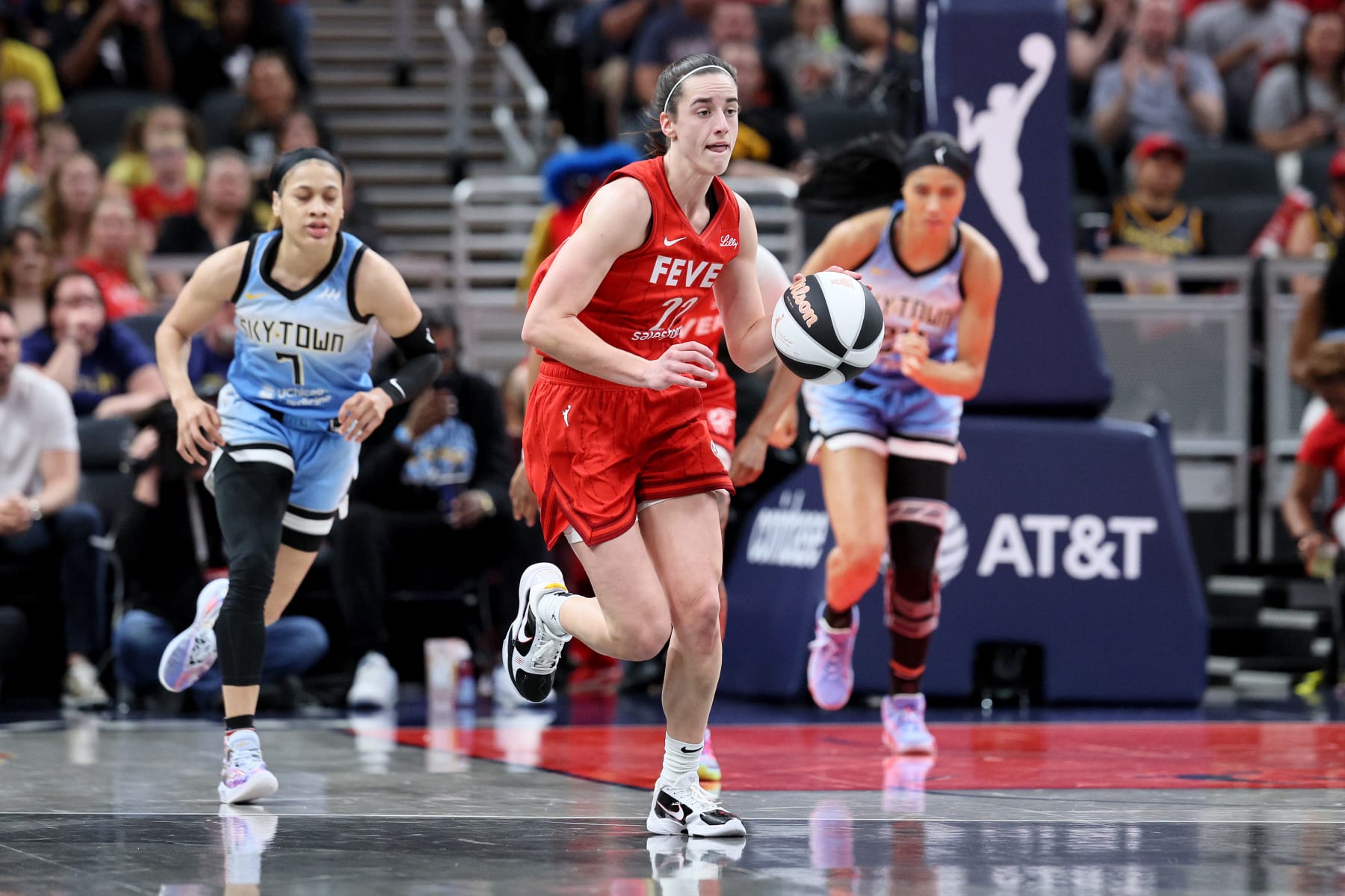 Caitlin Clark Says 'It Is What It Is' in Reaction to Hard Foul from ...