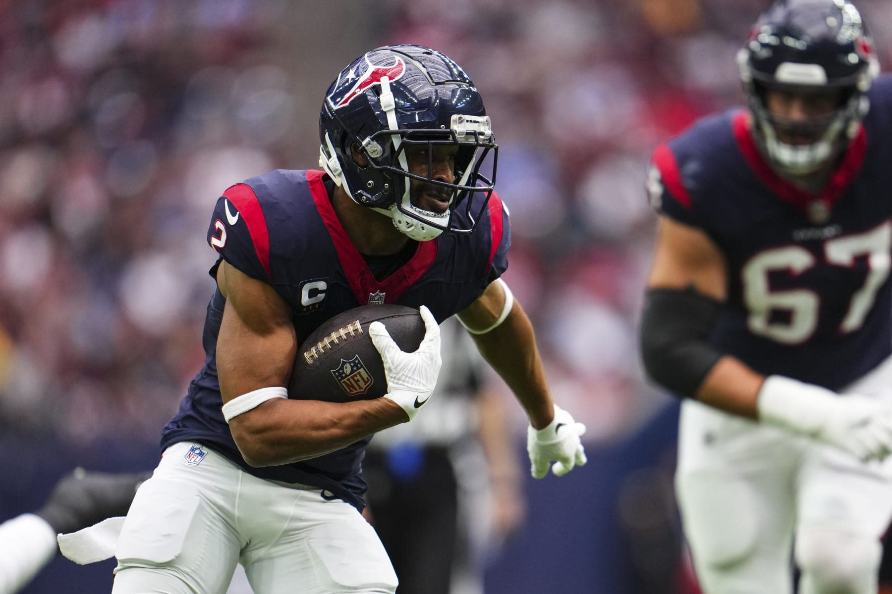 1 Player Each NFL Team Should Consider Trading Before the 2024 Season