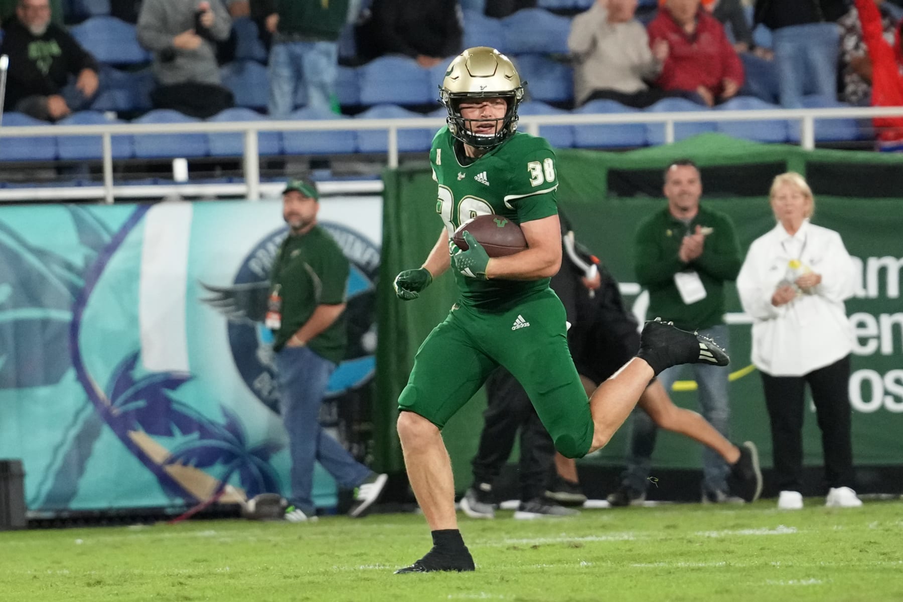 Projecting Every Conference's Best WR Corps in 2024 CFB Season