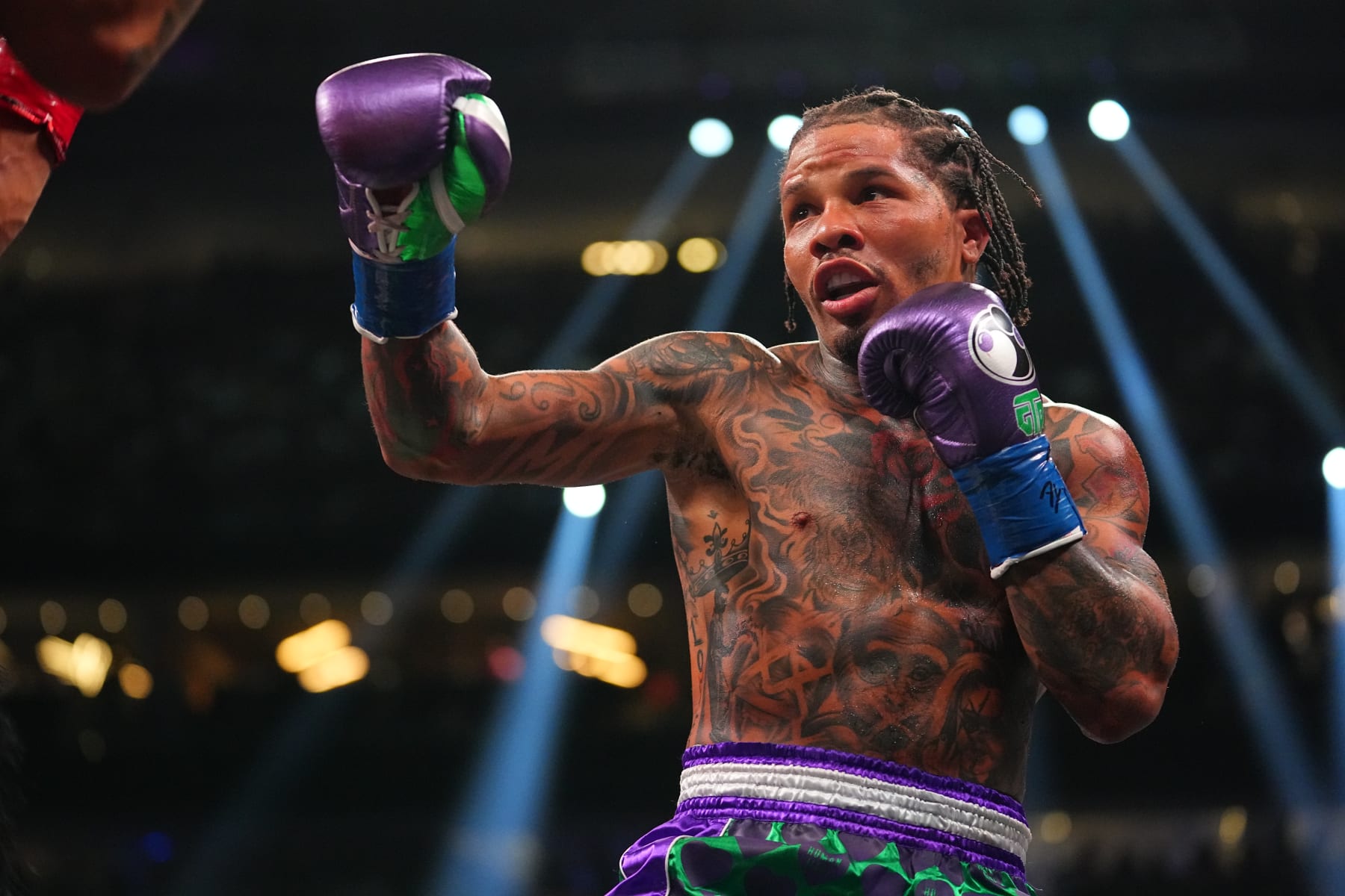 Gervonta Davis KOs Frank Martin in 8th Round of Boxing Fight to Retain ...