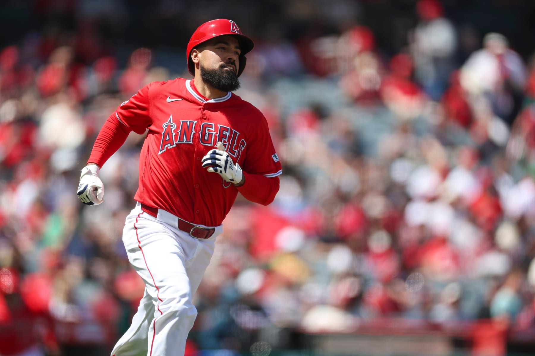 10 Crippling Contracts Making MLB Teams Cringe in 2024