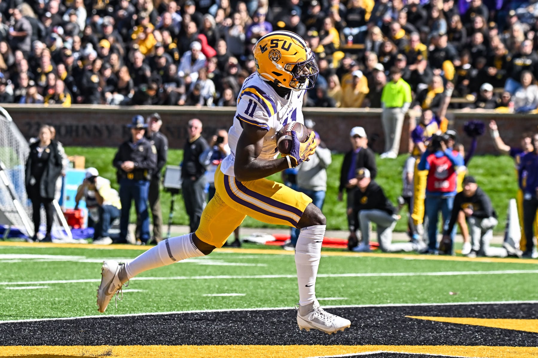 Re-Drafting The 2024 NFL Draft After Early Offseason Buzz