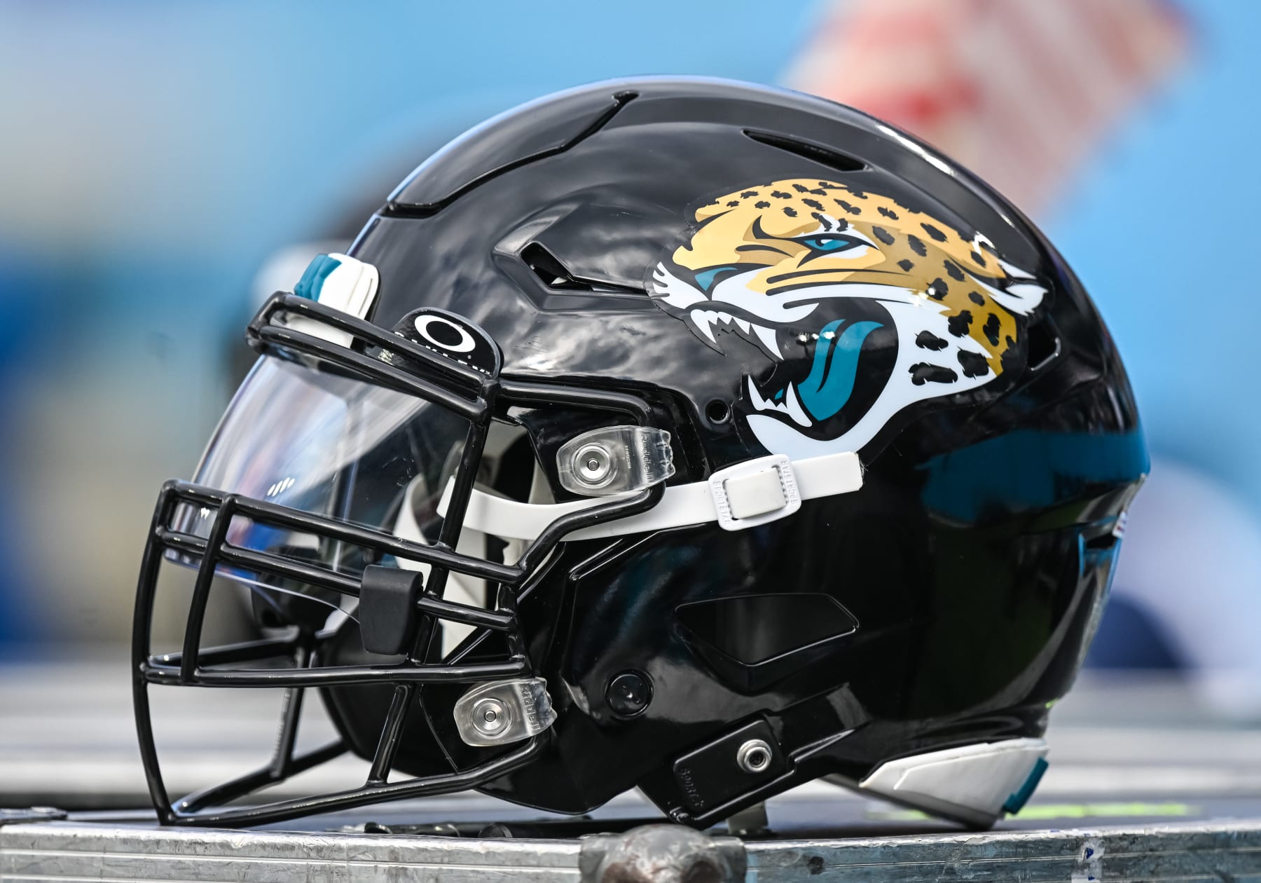 Trevor Lawrence, Jaguars Reveal 'Prowler' Throwback Uniforms in Epic ...