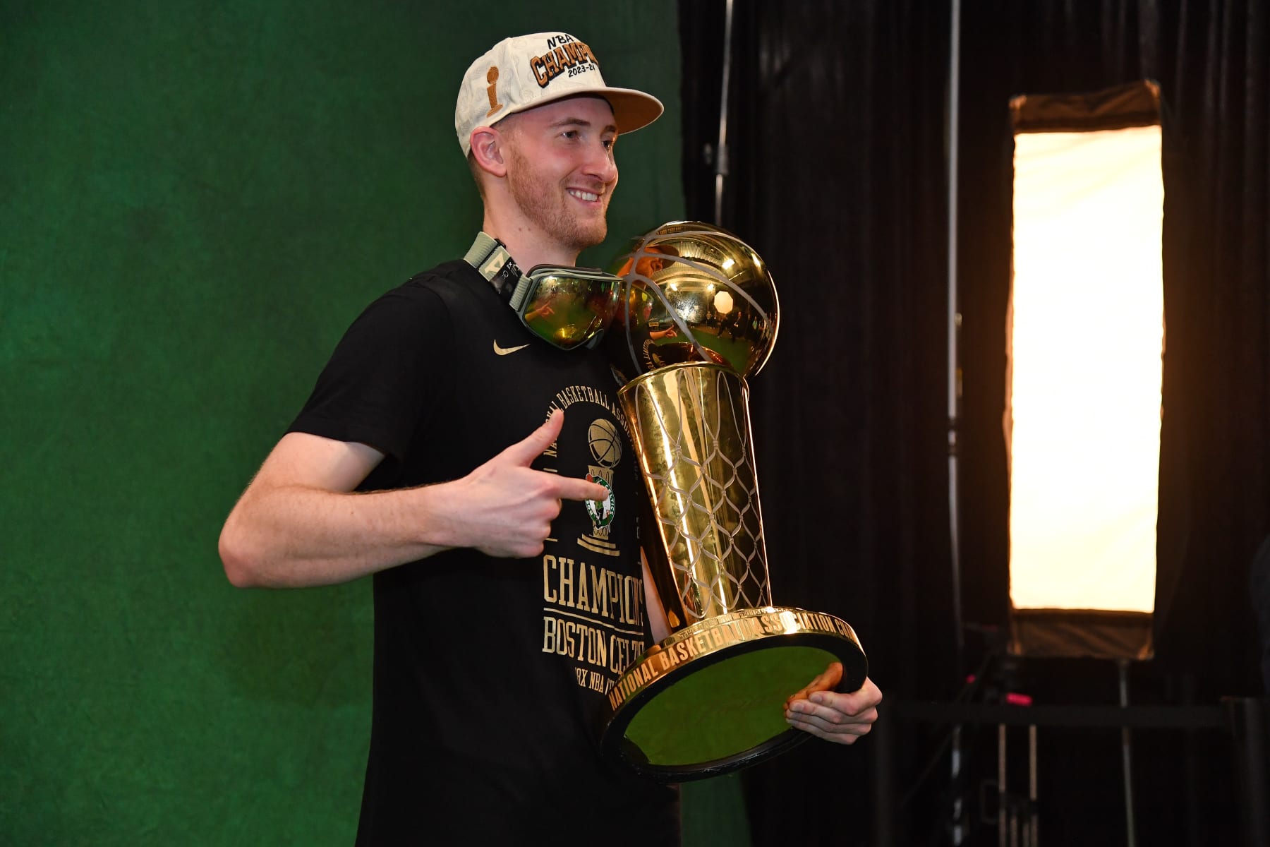 Celtics' Sam Hauser Agrees to 4-Year, $45M Contract Extension; Updated ...