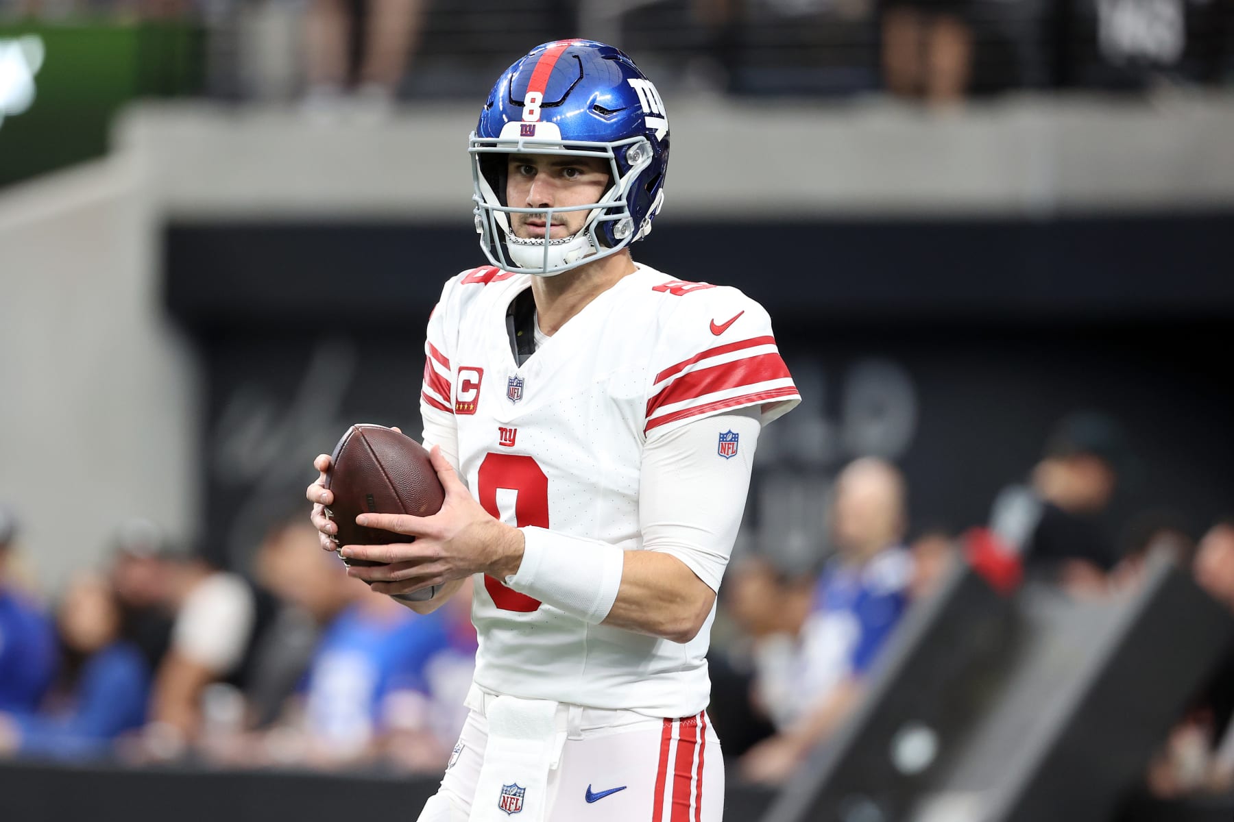 ESPN: Daniel Jones, Giants May Face 'Russell Wilson' Situation over ...