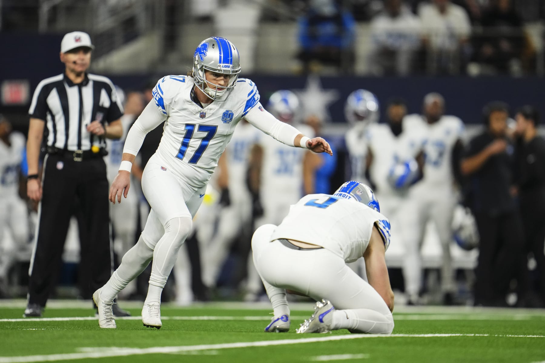 Lions' Michael Badgley Out for Season After Suffering 'Severe' Leg ...