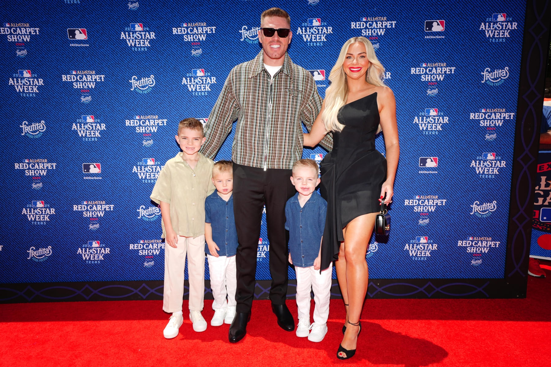 Dodgers' Freddie Freeman's 3-Year-Old Son Released from Hospital After ...