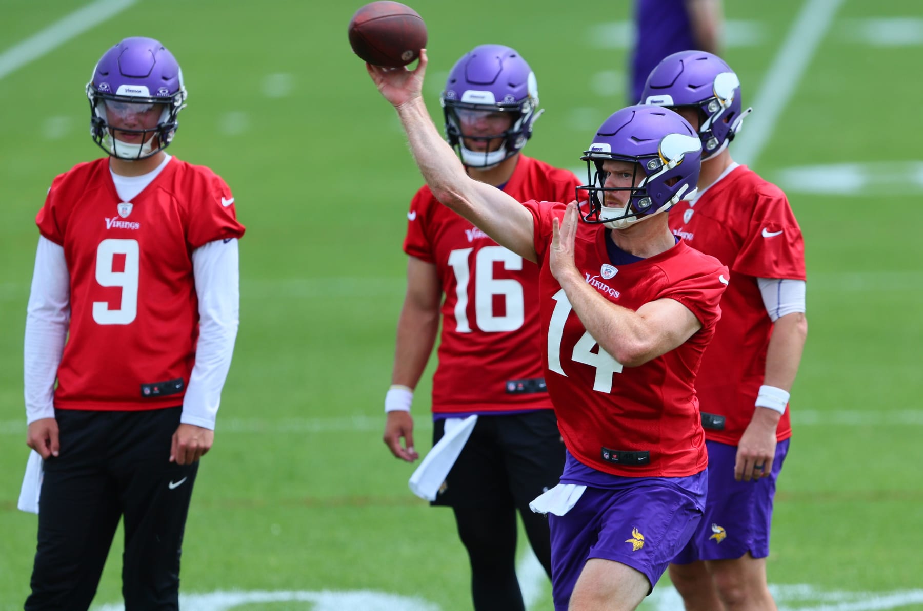Sam Darnold to Start over J.J. McCarthy in Vikings' NFL Preseason ...