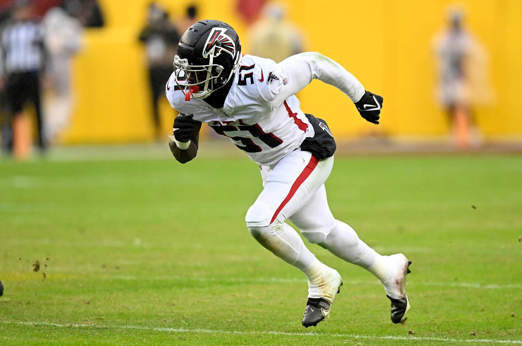 1 Player Each NFL Team Should Cut Before the 2024 Season