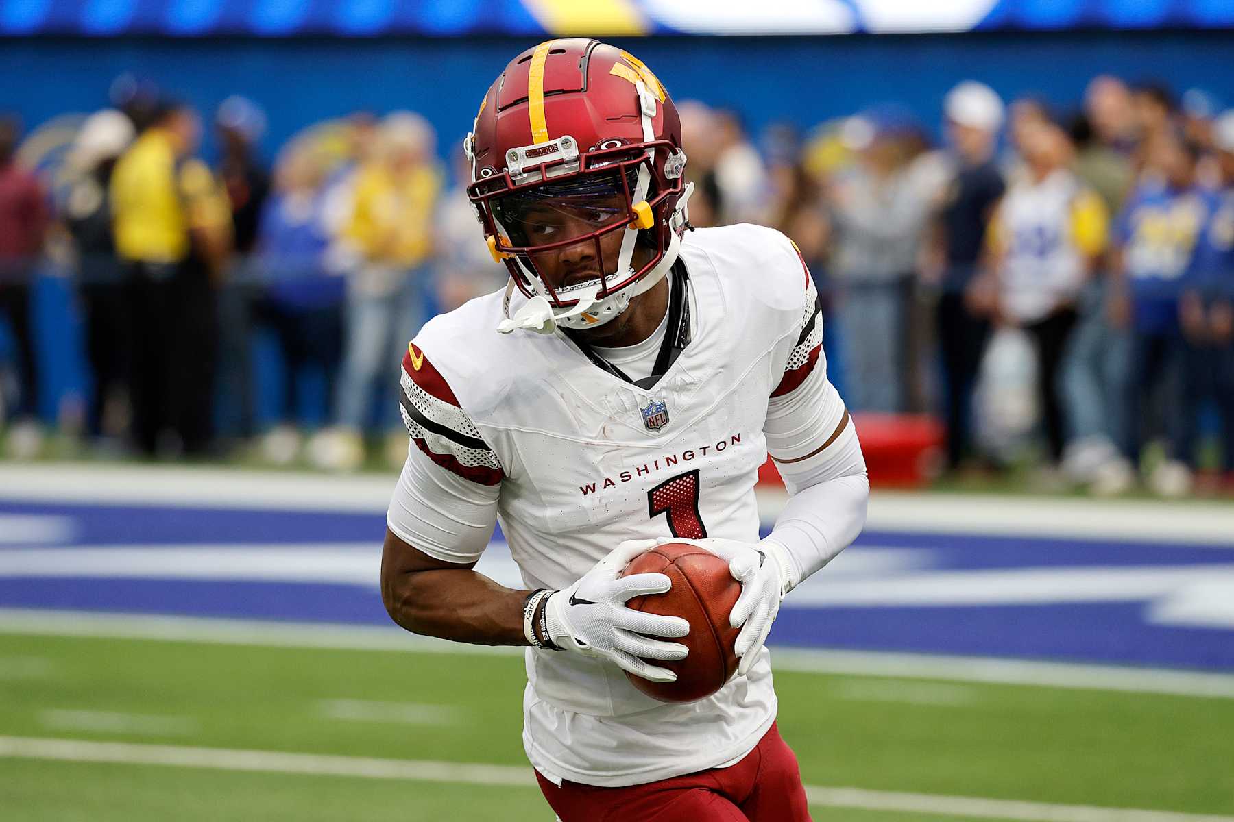 Jahan Dotson Traded to Eagles with Pick; Commanders Get 3 Picks in 2025 ...