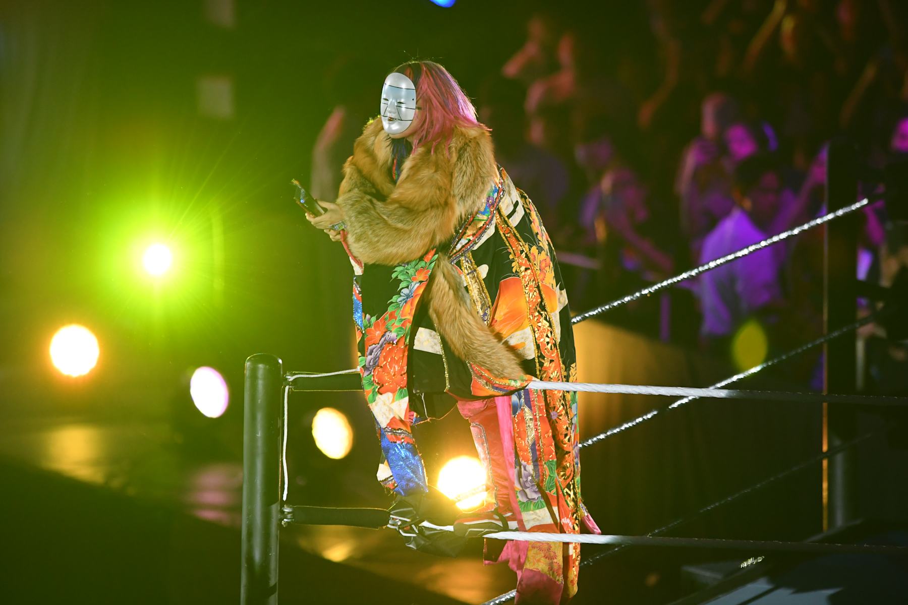 WWE Rumors: Asuka Signs New Multi-Year Contract amid Injury Rehab After ...