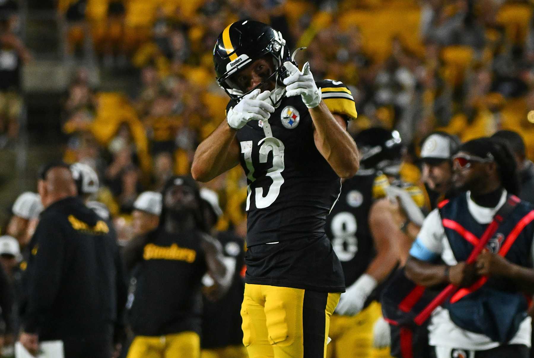 Steelers' Mike Tomlin 'Comfortable' with WRs After Brandon Aiyuk Trade ...