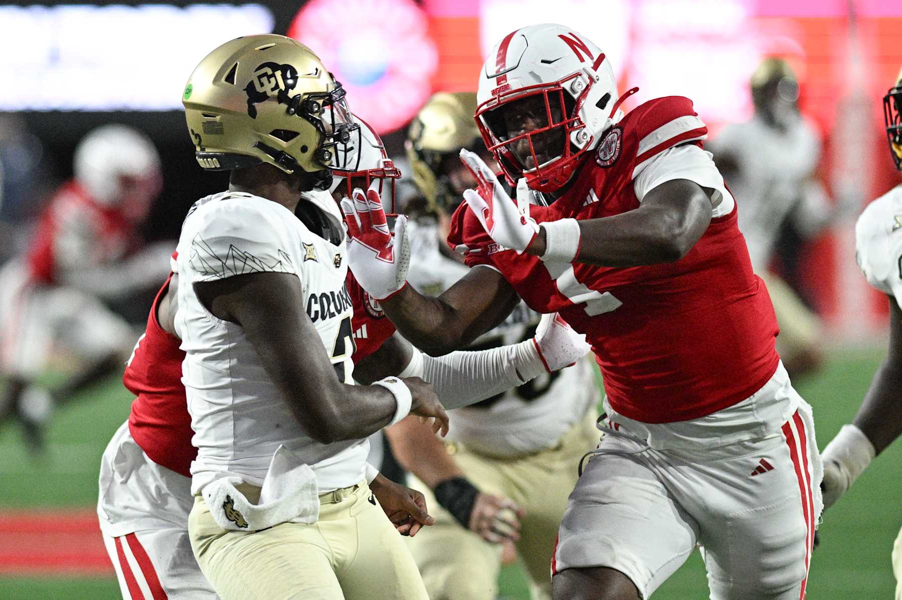 Video: Shedeur Sanders Reacts to Colorado's Run Game, Pick-6 After ...