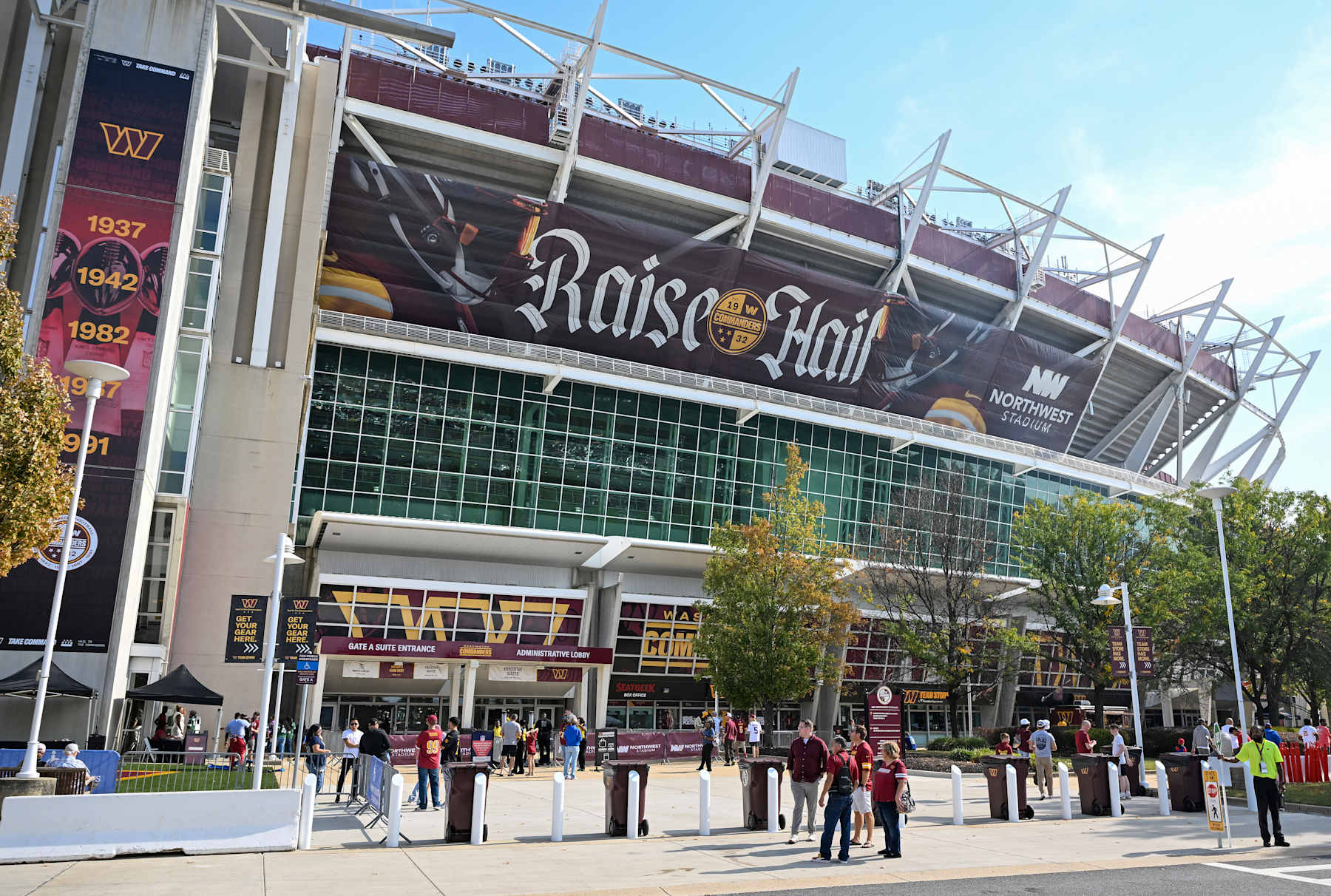 Photo: Commanders' Field Damaged Due to Irrigation Malfunction Before ...