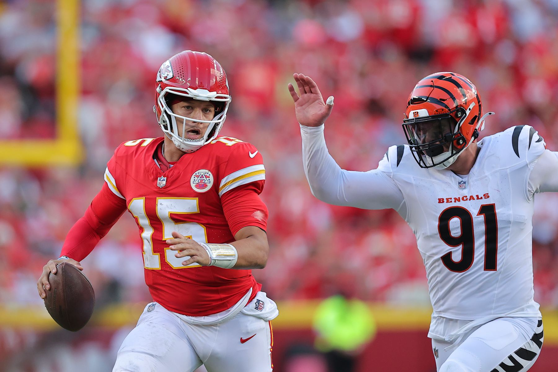 Patrick Mahomes, Chiefs Thrill NFL Fans by Beating Joe Burrow, Bengals ...