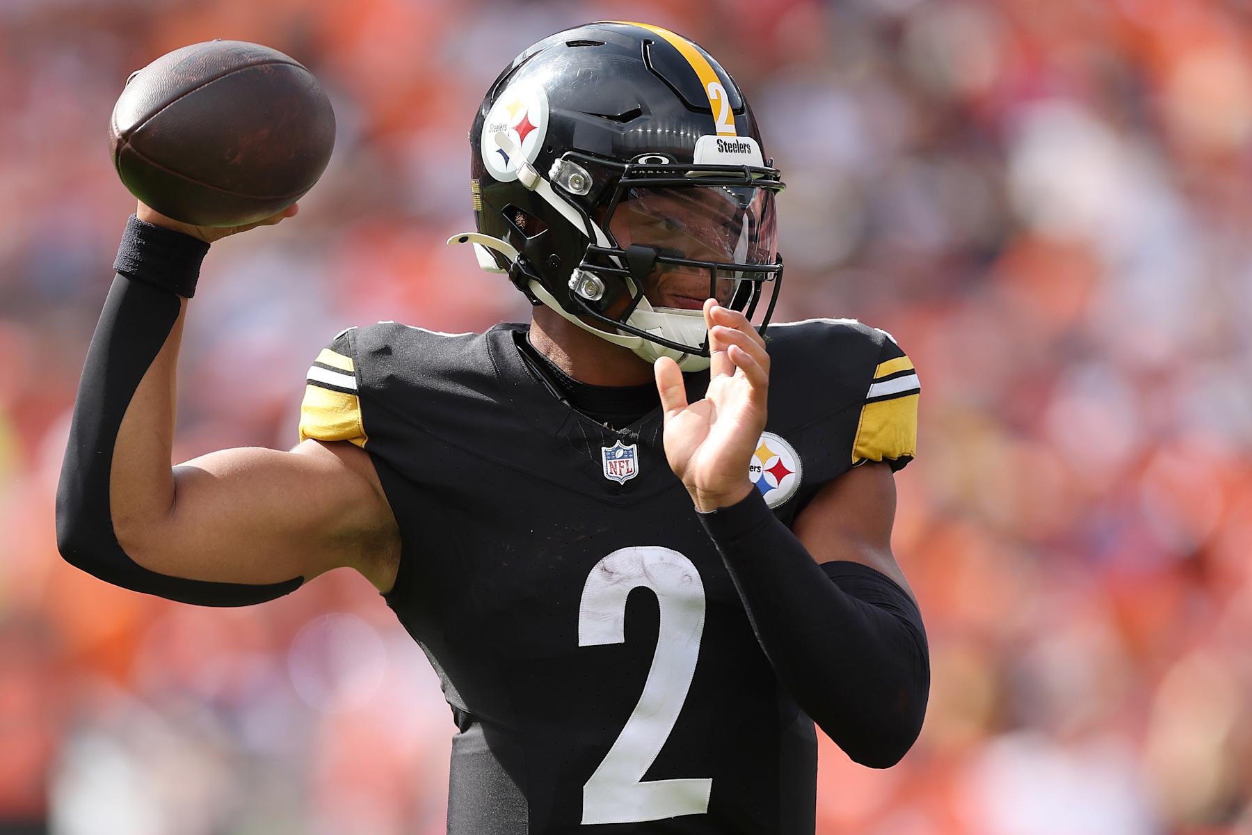 Steelers' Justin Fields Expected to Start vs. Chargers over Russell ...