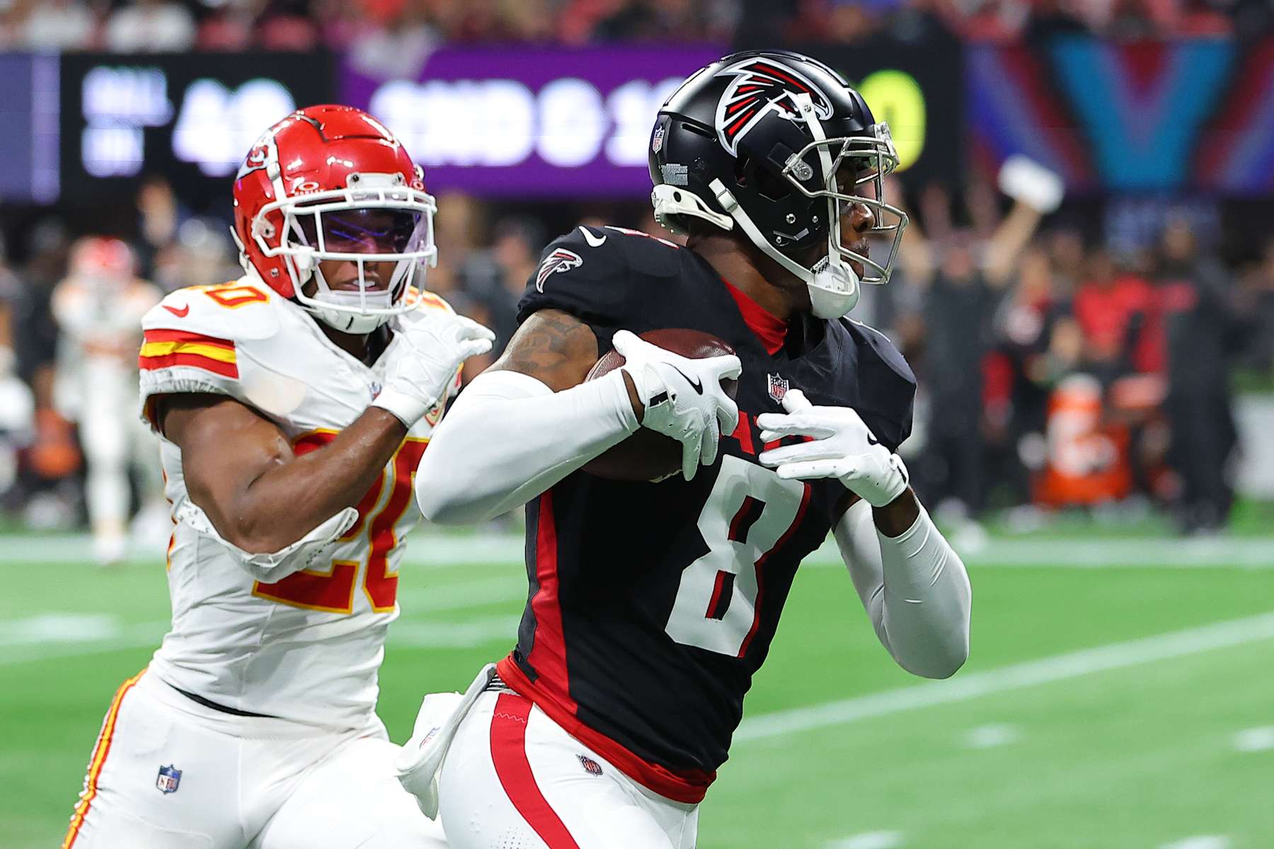 NFL Fans Question Refs After Controversial Cook-Pitts No-Call in Chiefs ...