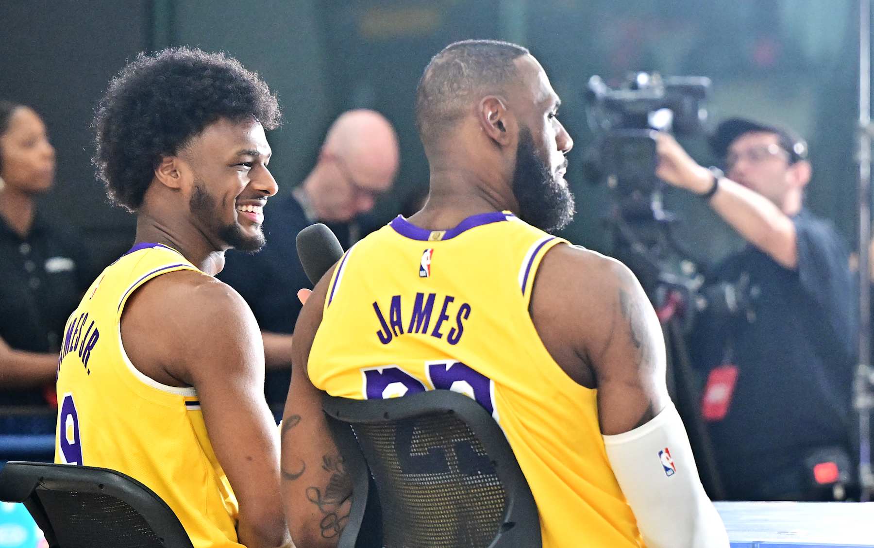 Video: Anthony Davis Jokes Lakers 'For Sure' Want Bronny James to Dunk on LeBron