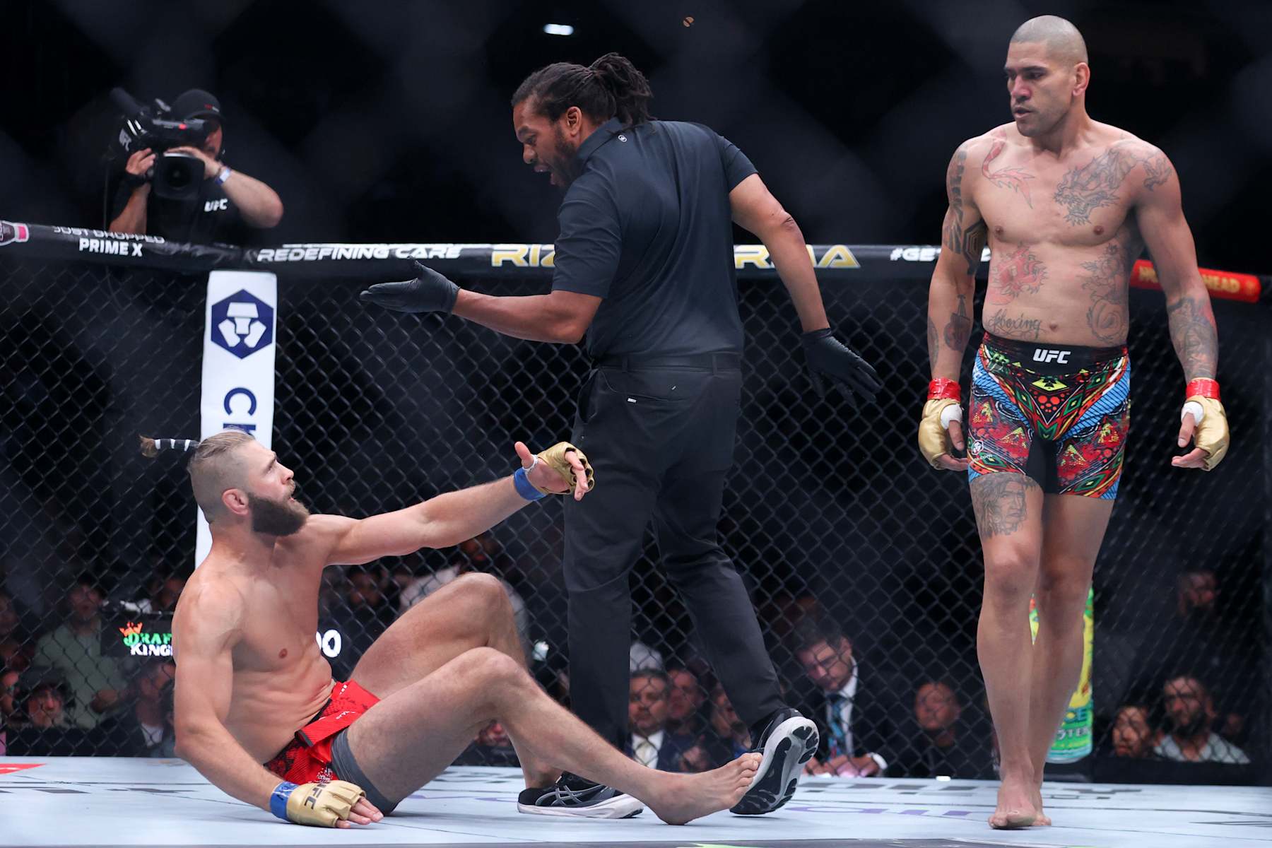 UFC 307: B/R Main Card Staff Predictions