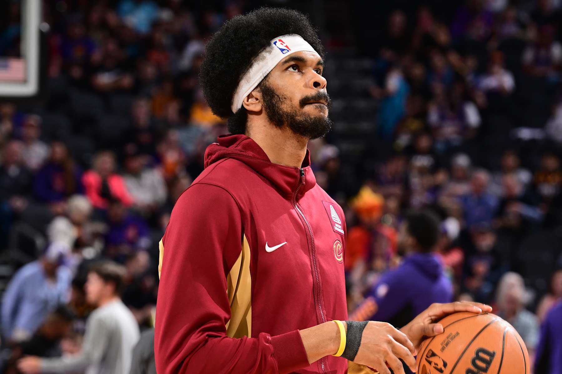 1 Ambitious Trade Target for Every NBA Team This Season