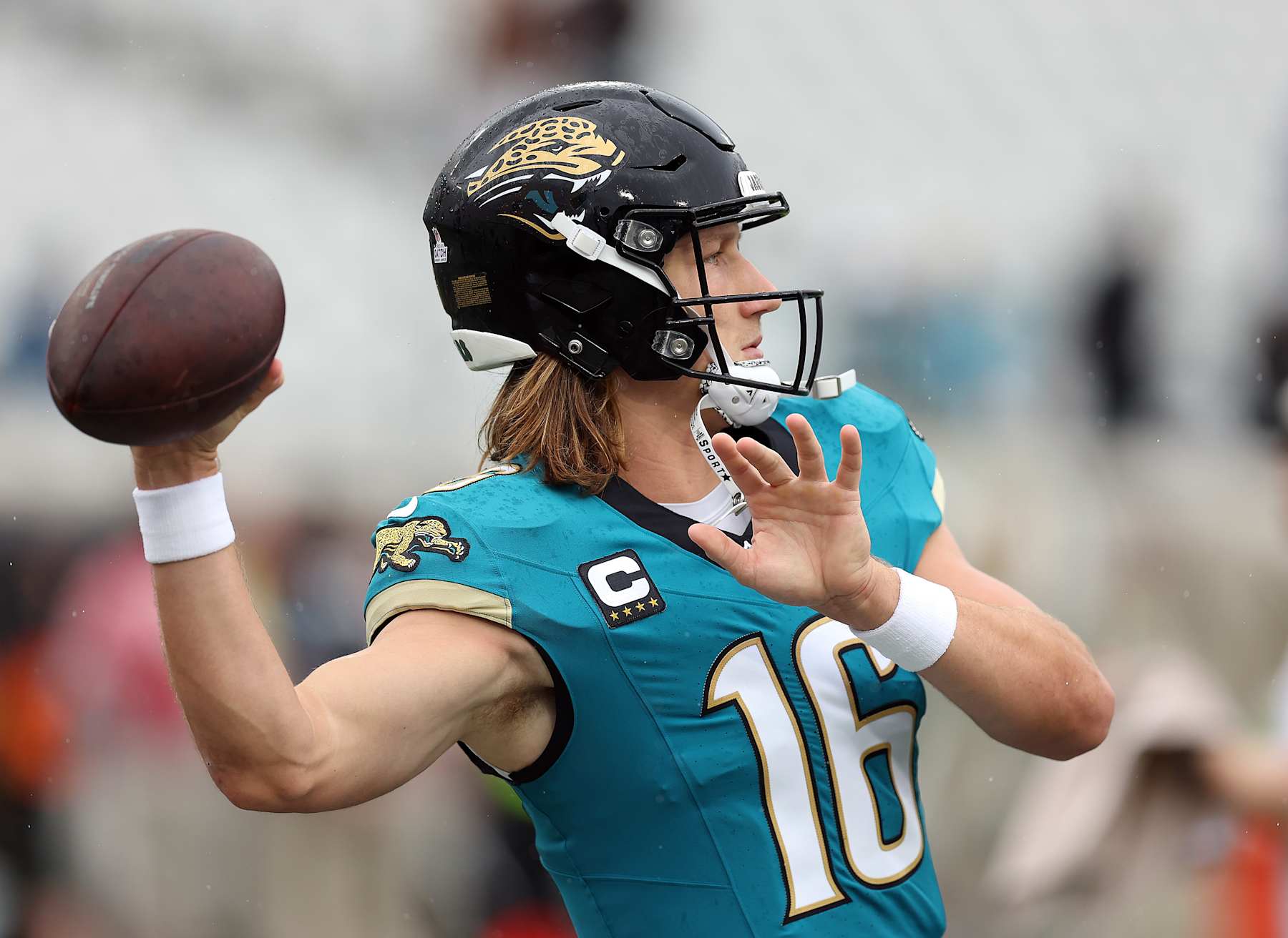Video: Trevor Lawrence, Jaguars Rock Throwback Uniforms vs. Colts to Go ...