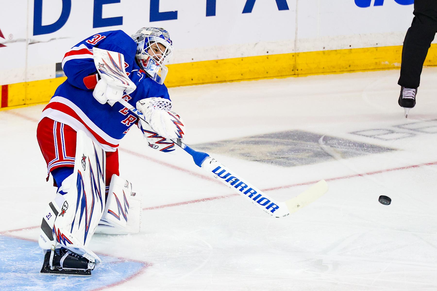 Power Ranking Every NHL Team's Goalie Tandem for 2024-25