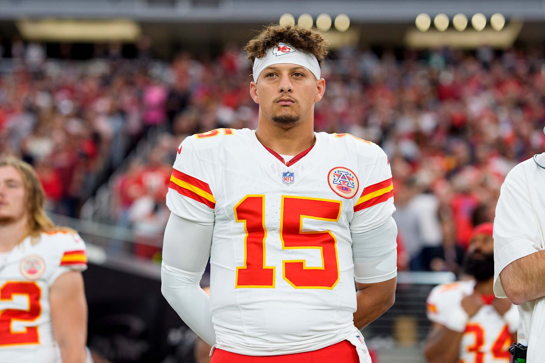 NFL Exec Calls Chiefs 'Bit of a S--t Show,' Praises Patrick Mahomes ...
