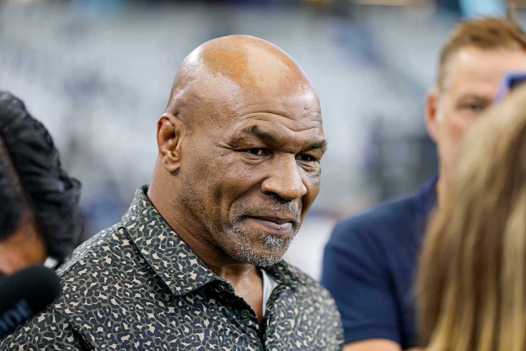 Mike Tyson Posts New Training Video as Jake Paul Netflix Boxing Fight ...