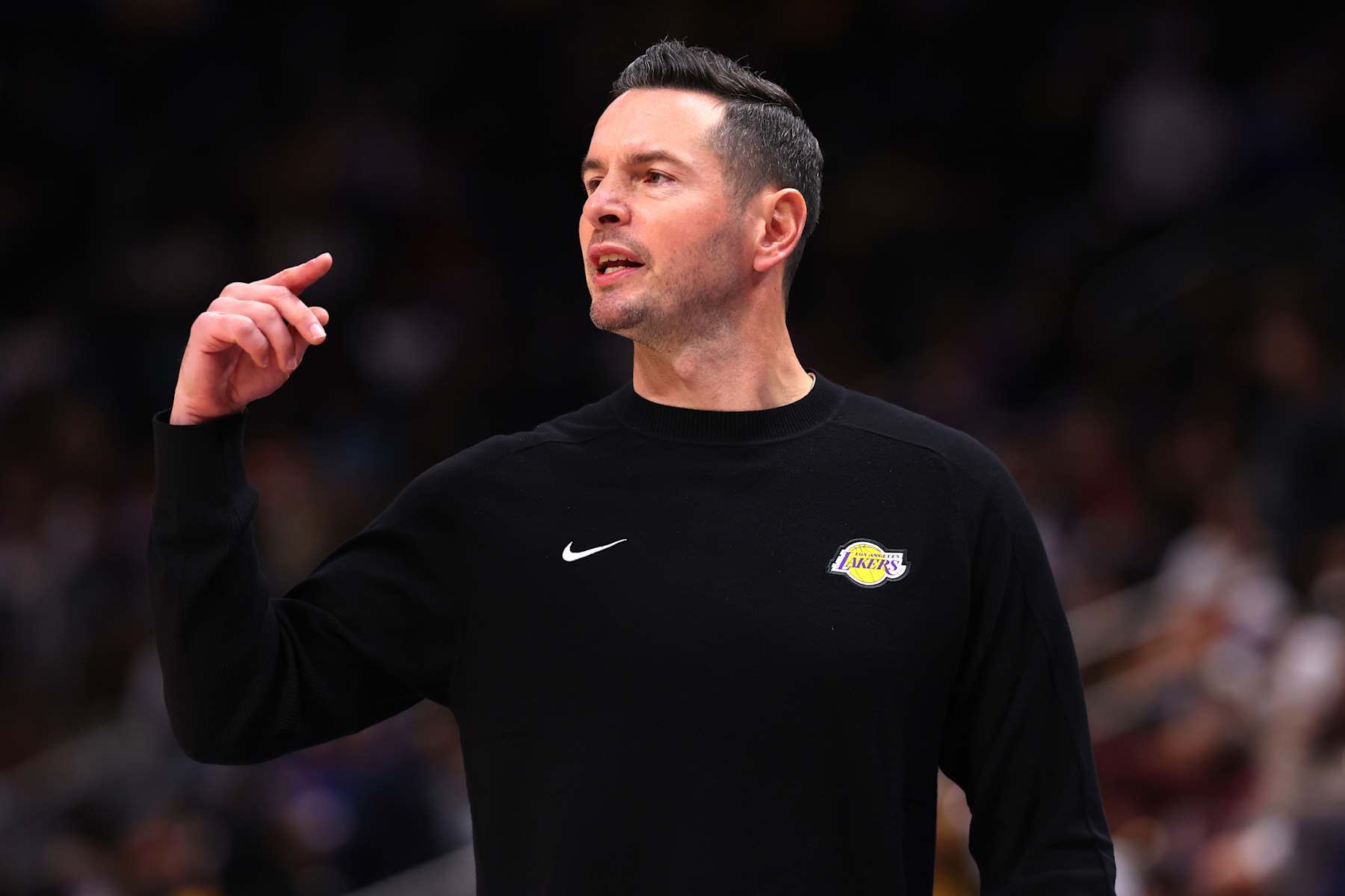 JJ Redick Slams Lakers' Effort, Praises LeBron James for Playing the 'Hardest' at 39