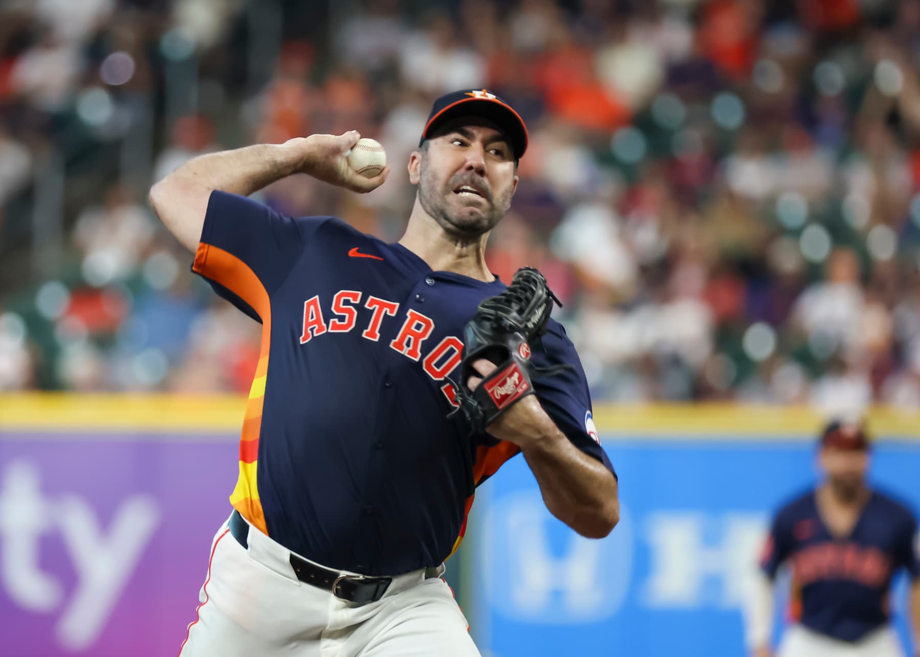 Preview and Predictions for MLB's Free-Agent Starting Pitching Market