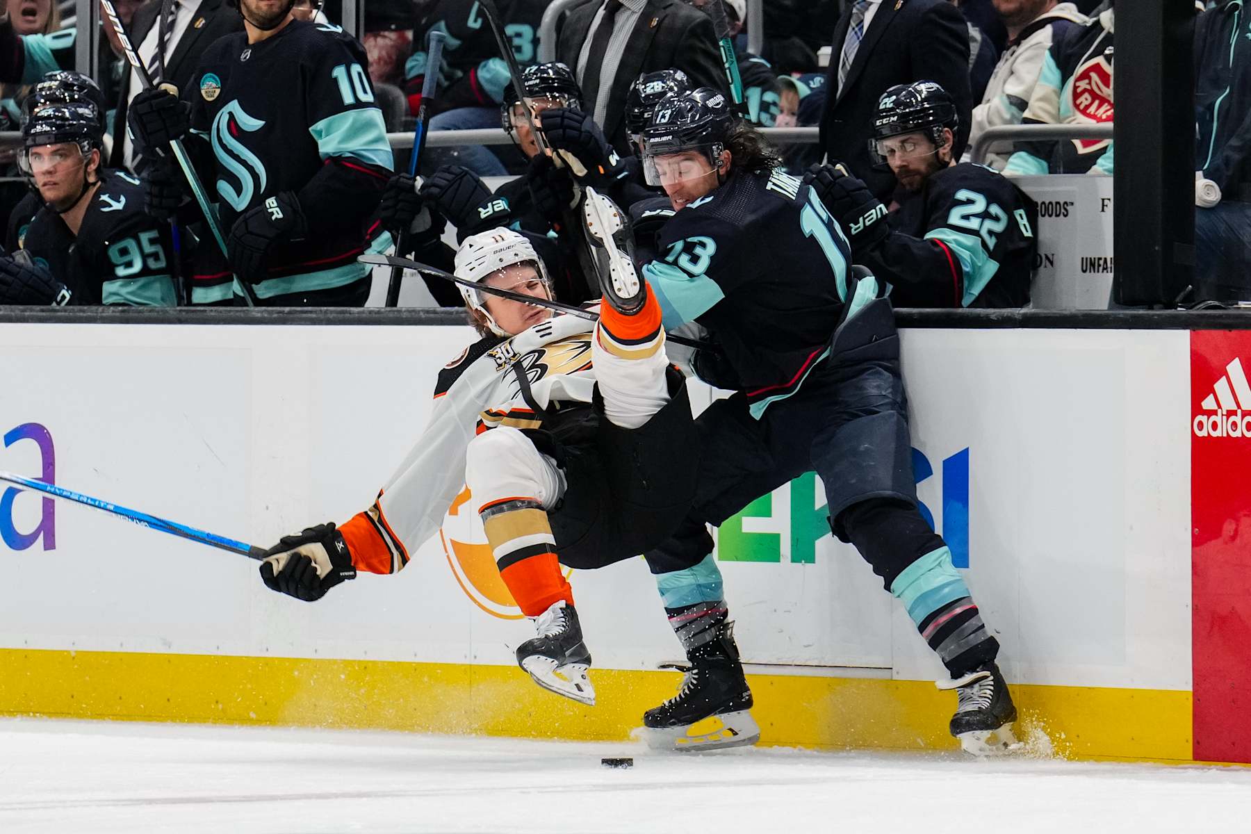 NHL teams explore trade options as injuries impact rosters | News ...